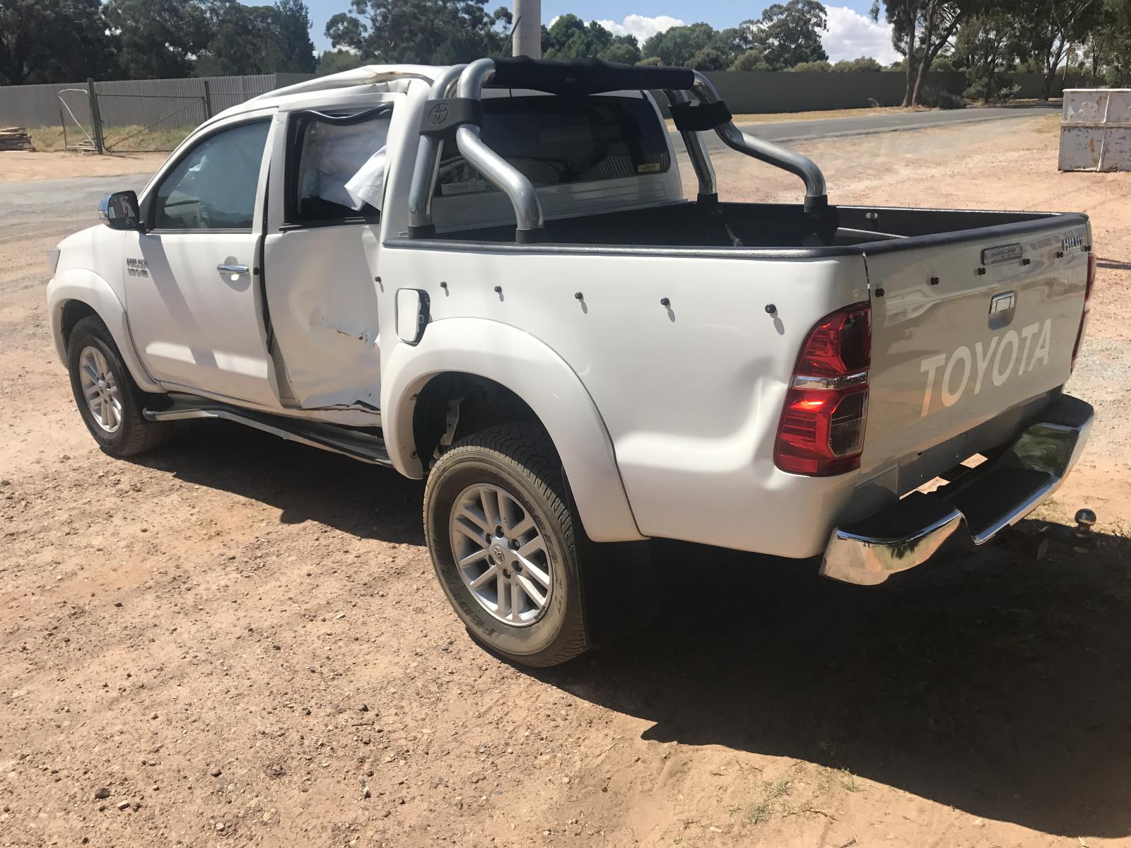 2013 TOYOTA HILUX CAMPER SHELL - Narrandera Auto Wreckers